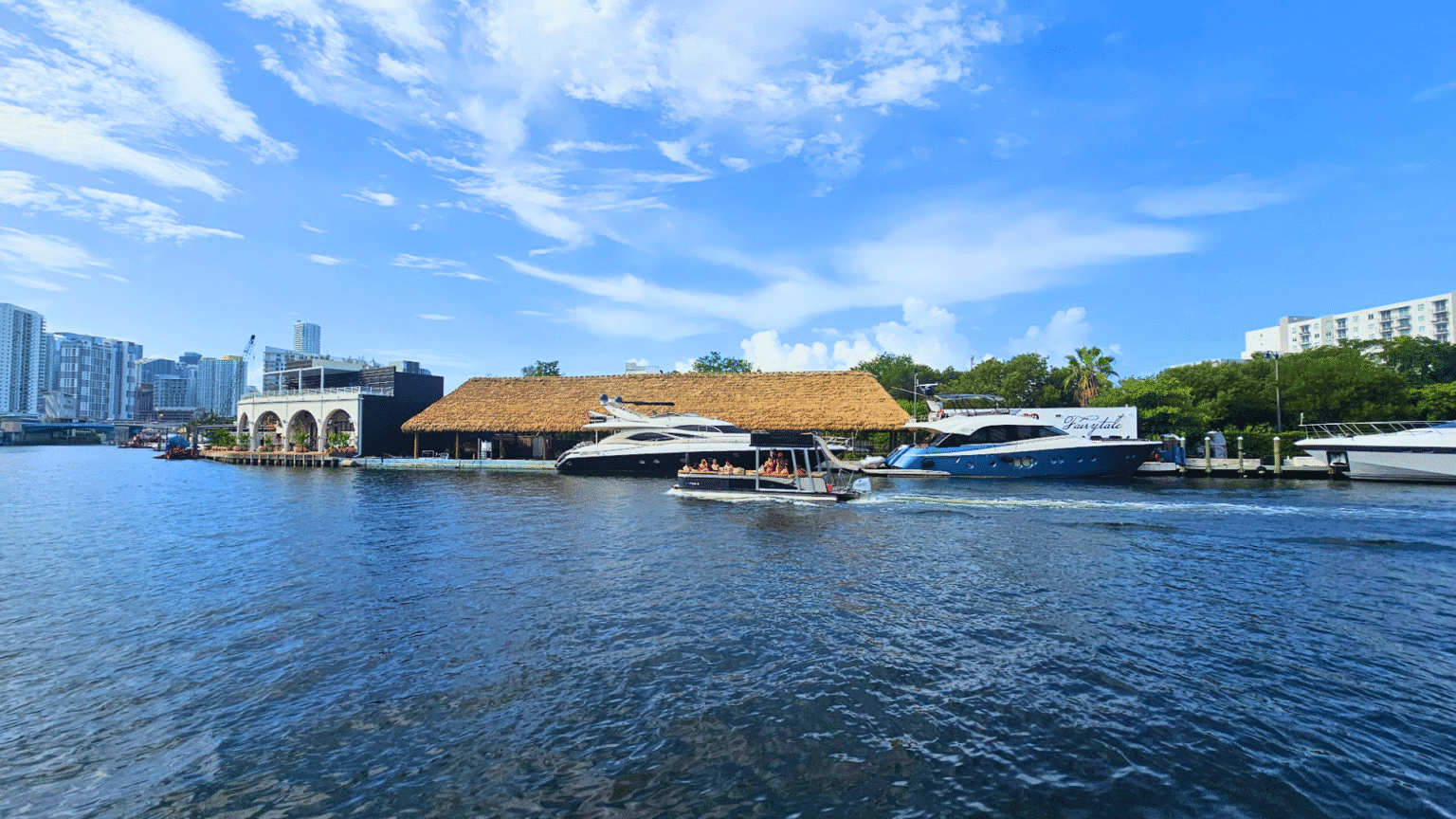 Commercial Tiki Huts in Florida | Island Tiki Huts